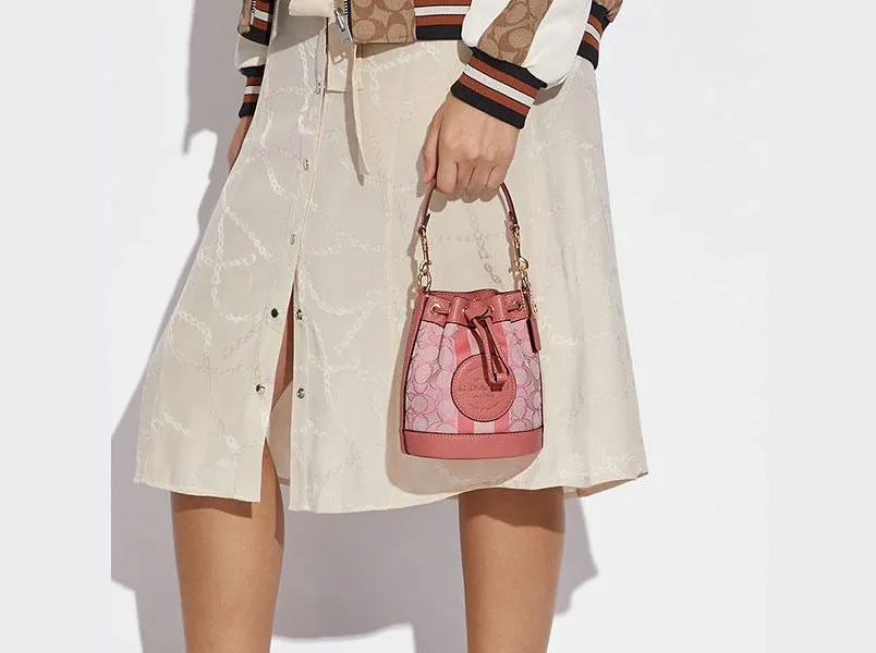 Túi xô (Bucket bag) là gì? Top túi xô hàng hiệu chất lượng