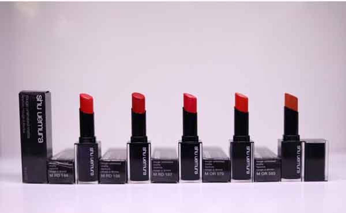 Son môi Shu Uemura giá bao nhiêu? Review top 6 màu son Amplified giúp ...
